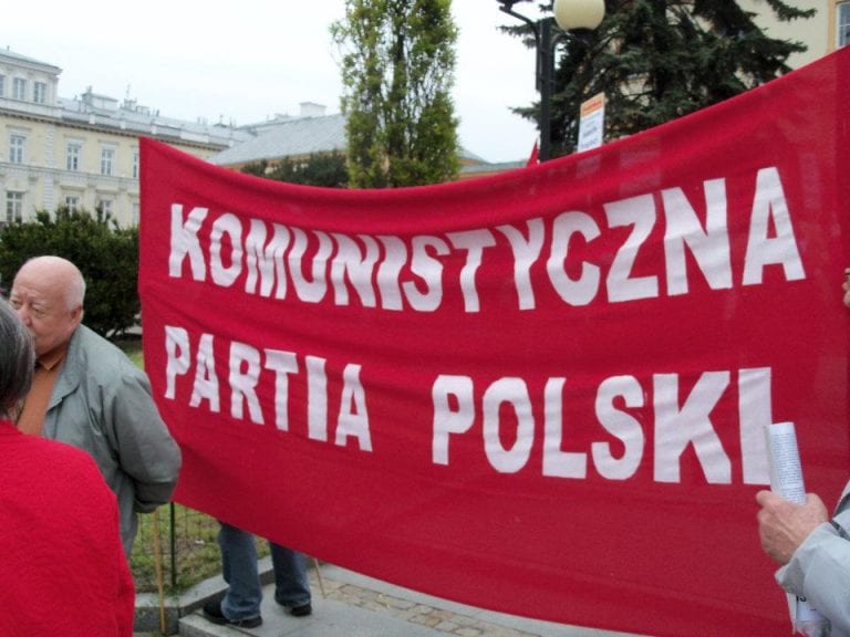 Komunistyczna Partia Polski walczy z "odchyleniem nacjonalistycznym" – wywalili z partii ...